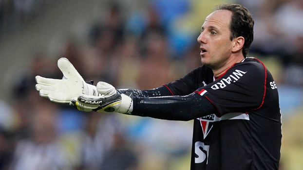 Rogério critica CBF, mas faz 'mea culpa' por maratona de jogos e ...