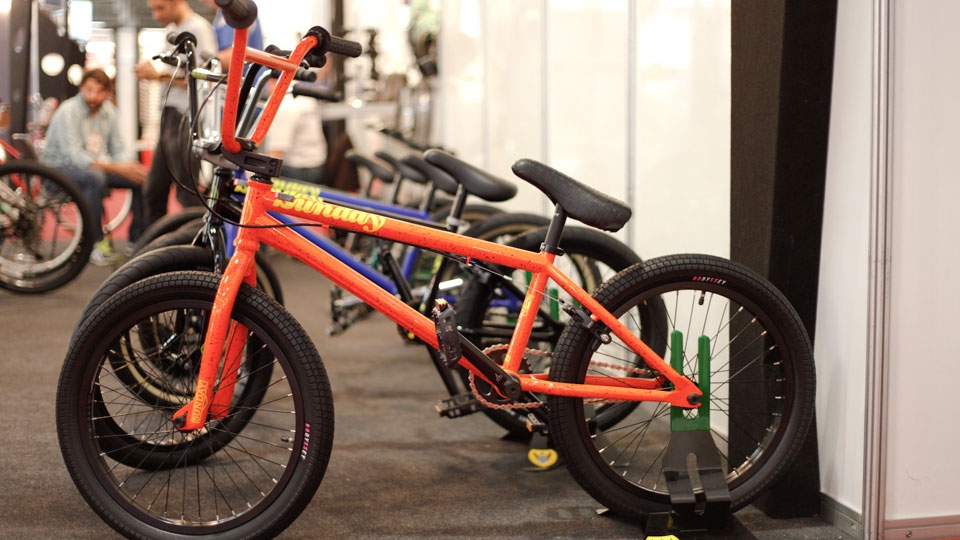 Muitas novidades no mercado do BMX na Brasil Cycle Fair 2014 - ESPN